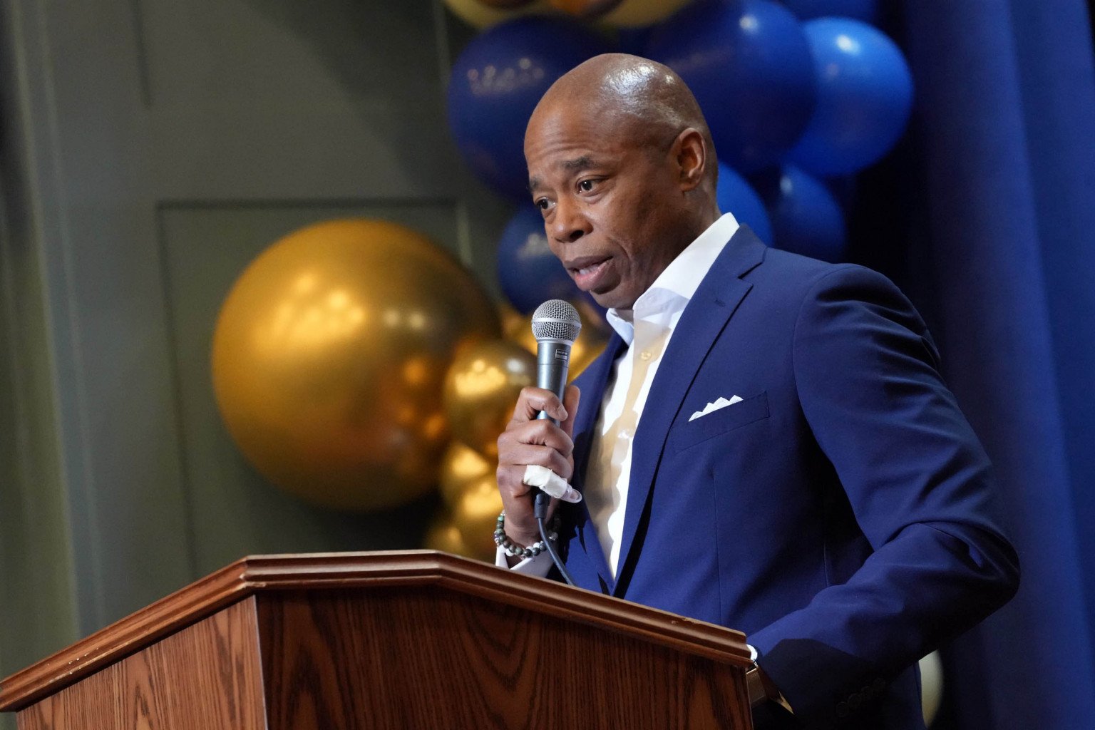 Mayor Eric Adams Makes a Statement With the Lewin Family – Afro Gist Media